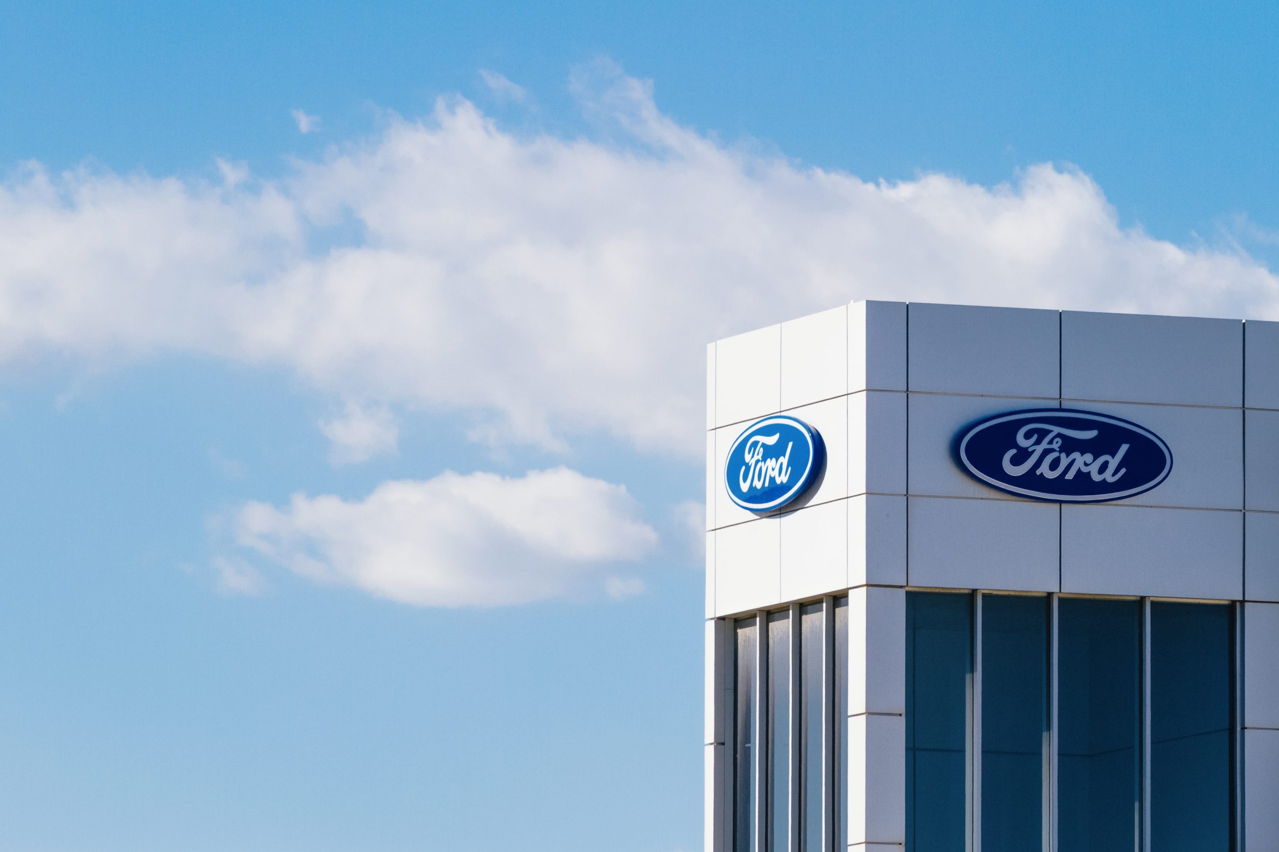 Ford: The First Auto Company Offering Remote Work Arrangements ...