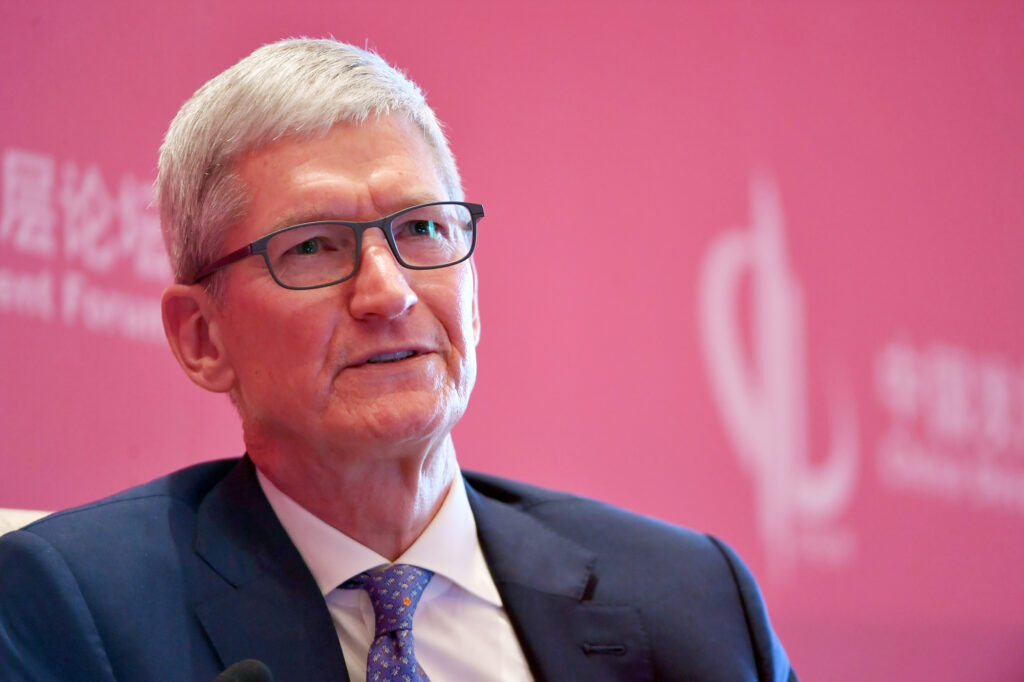 Apple CEO Called Remote Work the ´Mother of All Experiments´ - ThinkRemote