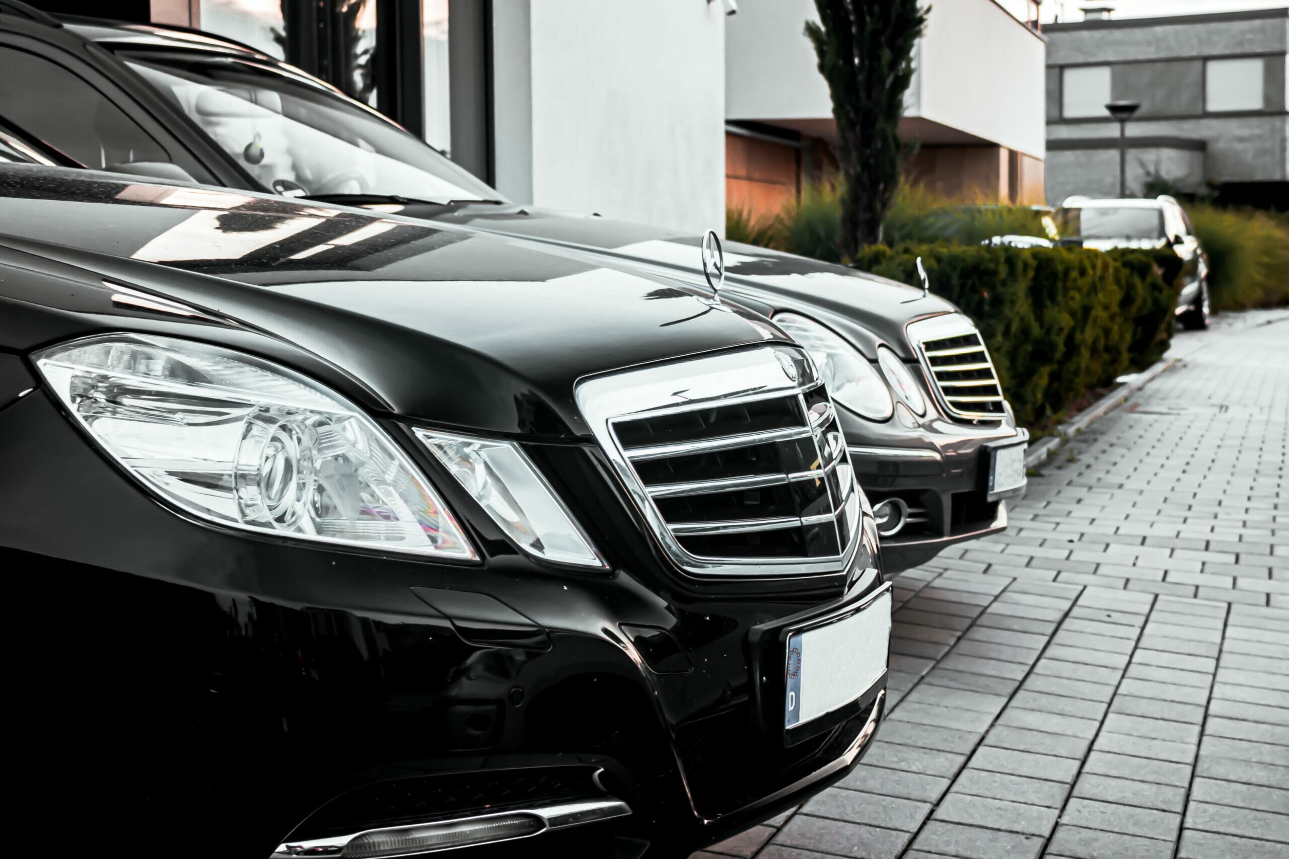 Mercedes Benz E-Class Now Equipped For Remote Work - ThinkRemote